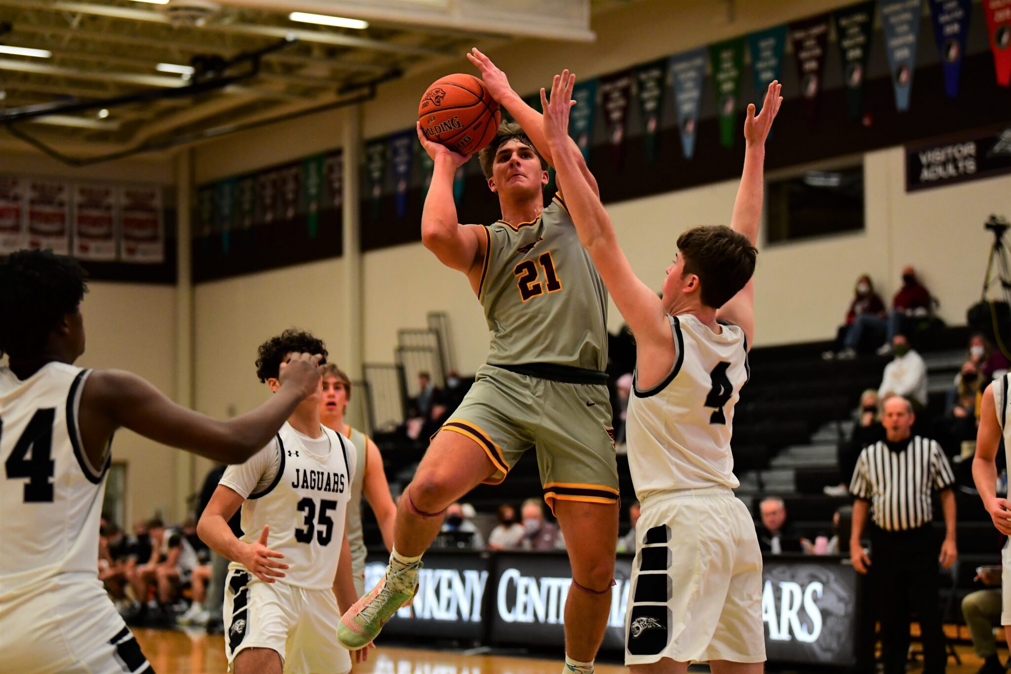 Crews, McAleer, Crandall named to CIML Iowa Conference first team