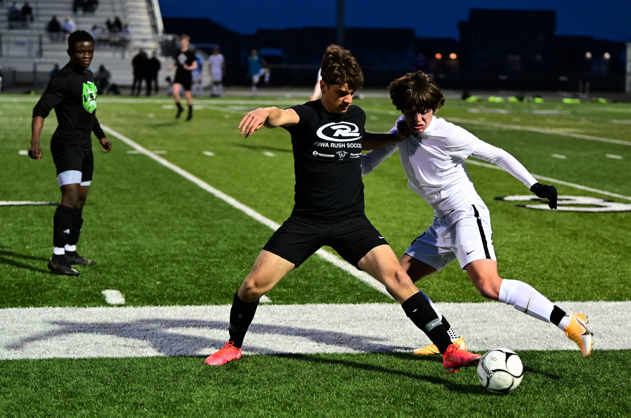 Scrimmage between Centennial, Johnston boys ends with a shootout