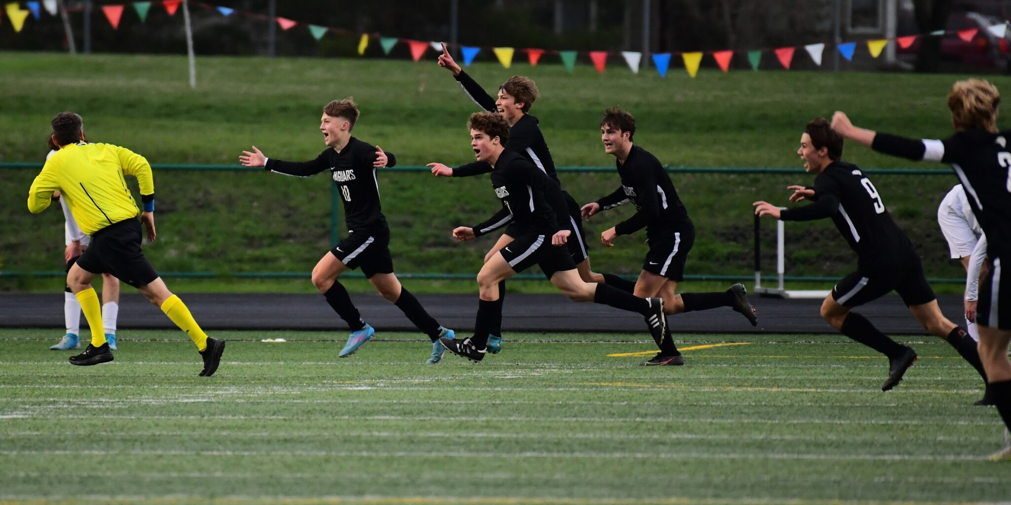 Newhard’s record-setting goal lifts Hawks to OT victory against Centennial