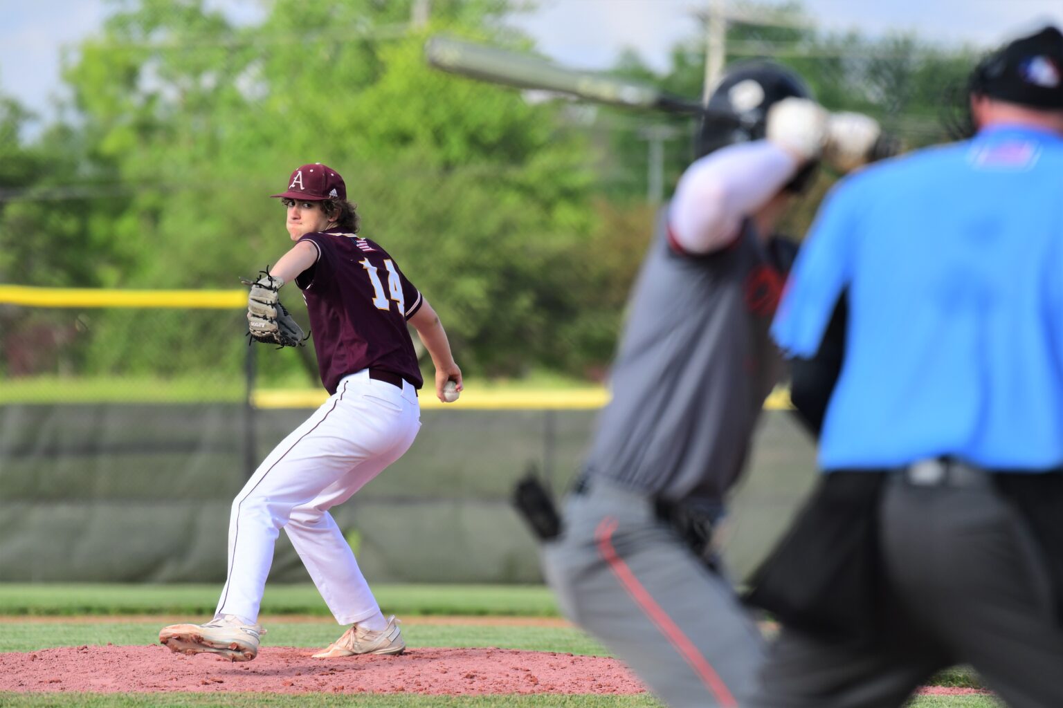 Griess pitches Hawks to 7-5 victory before Ames rallies to win nightcap