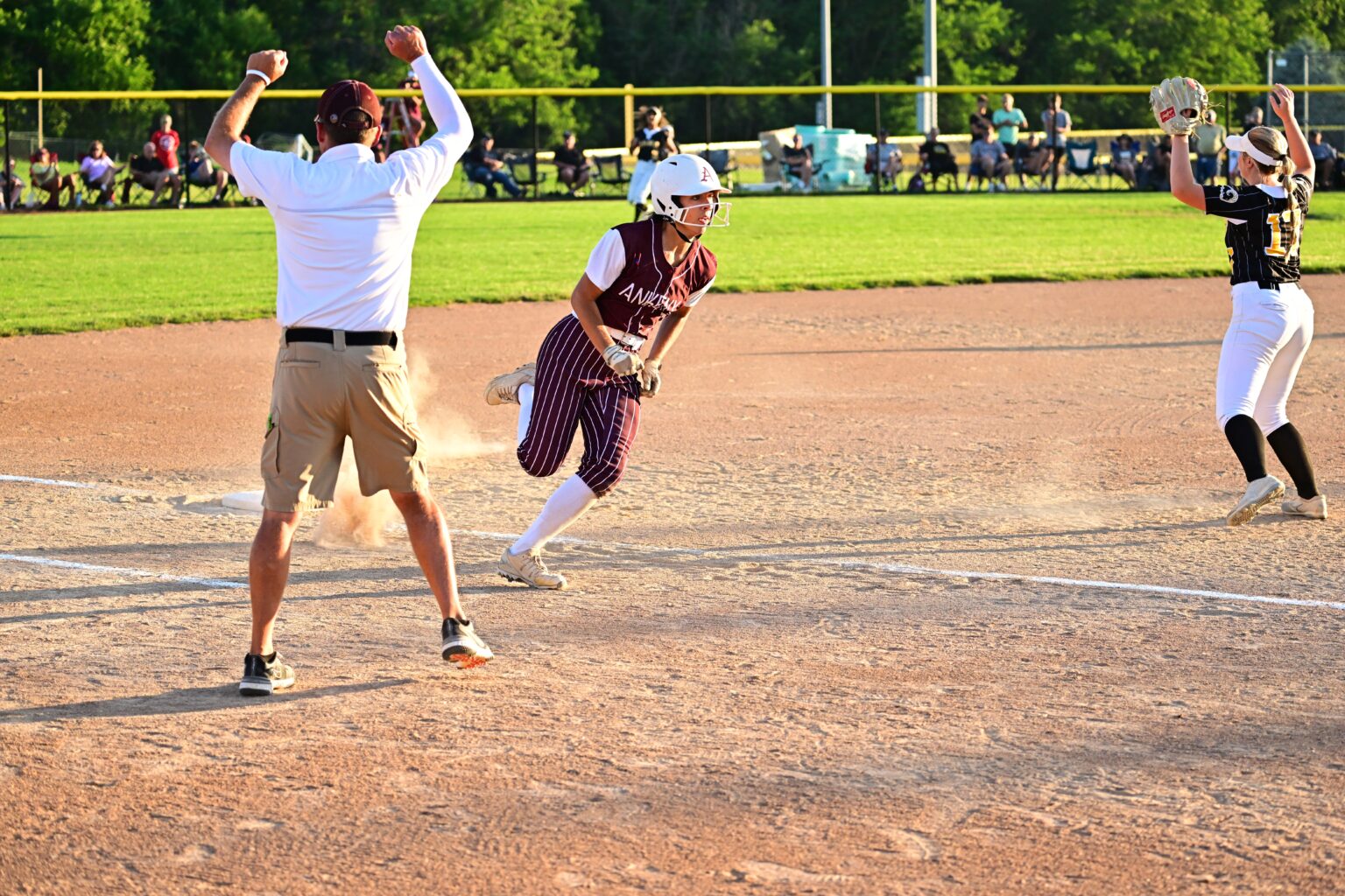 Ankeny softball trio, Centennial duo named to all-conference first team