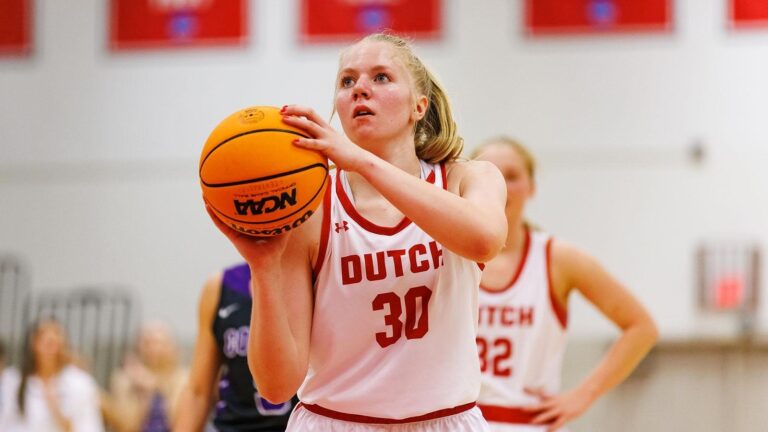 Johnson’s game-winner with 1.4 seconds left allows Central to edge ...