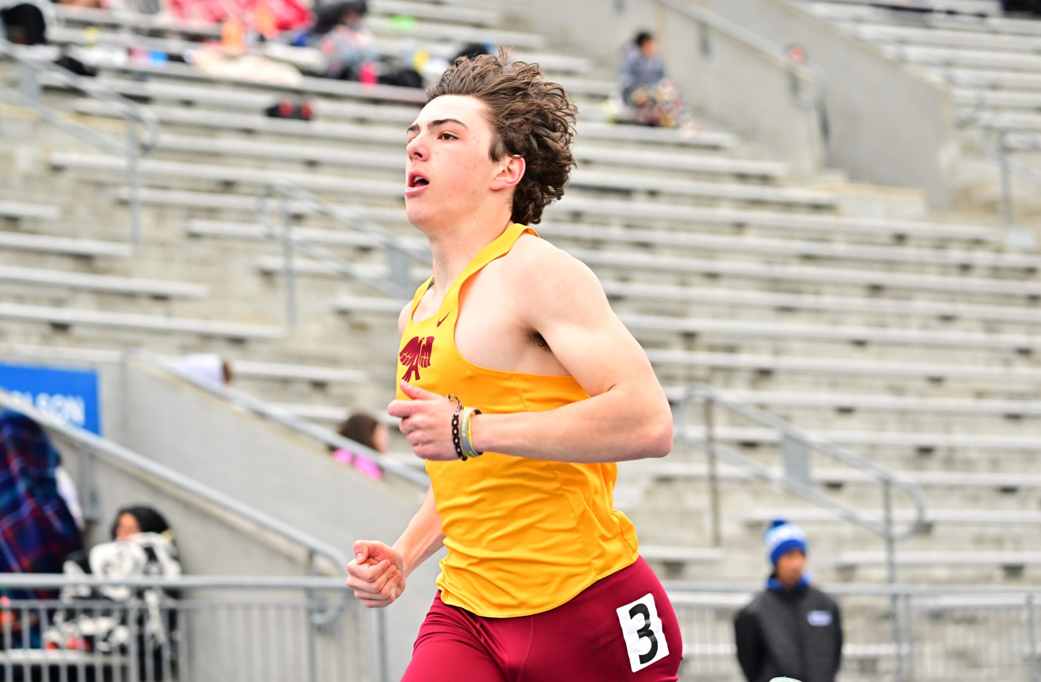 Jim Duncan Invite recap: Belding wins 400, Centennial boys take 4×200 relay