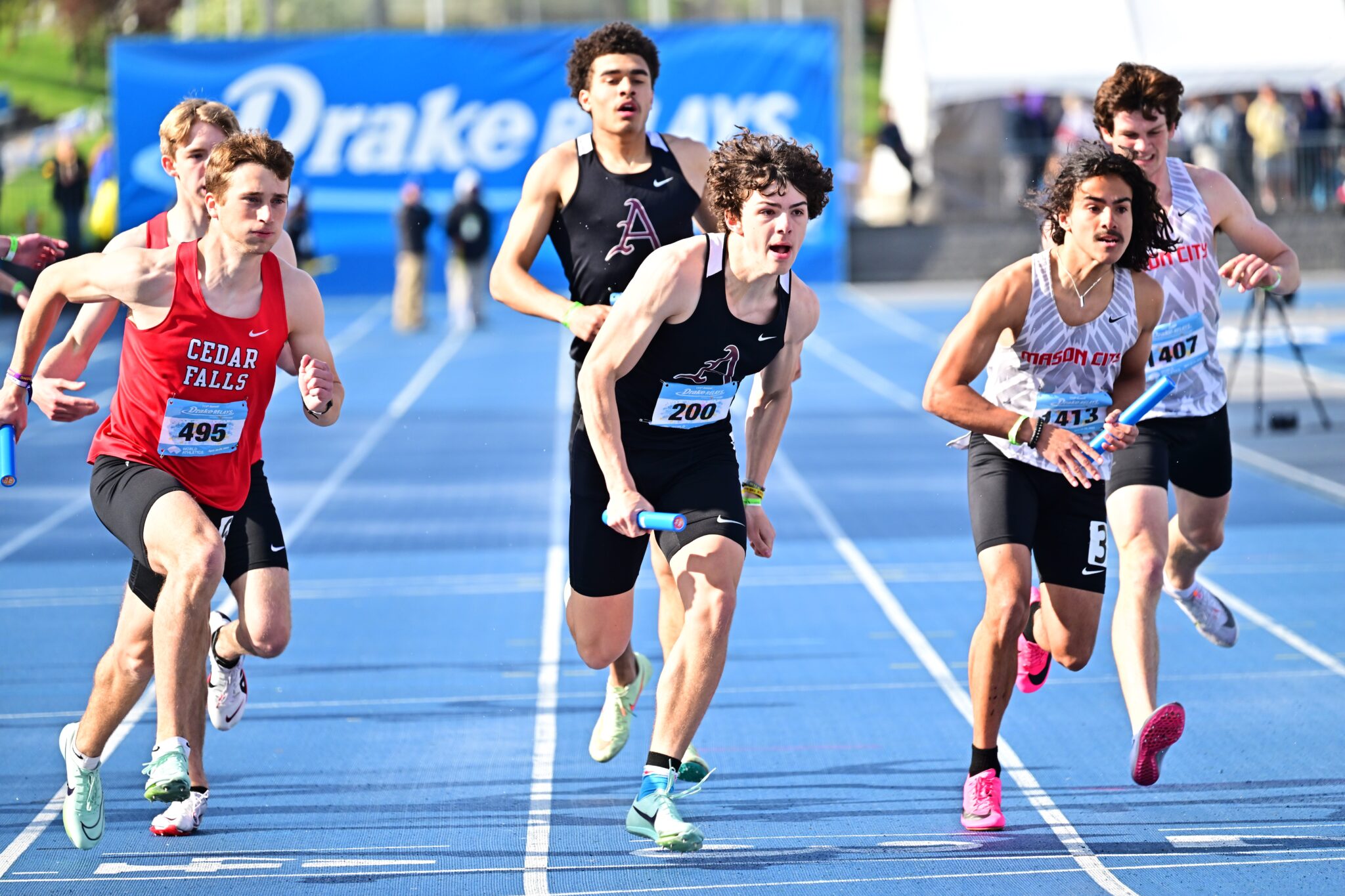 THE DROUGHT ENDS: Hawks claim their first Drake relay crown since 2004