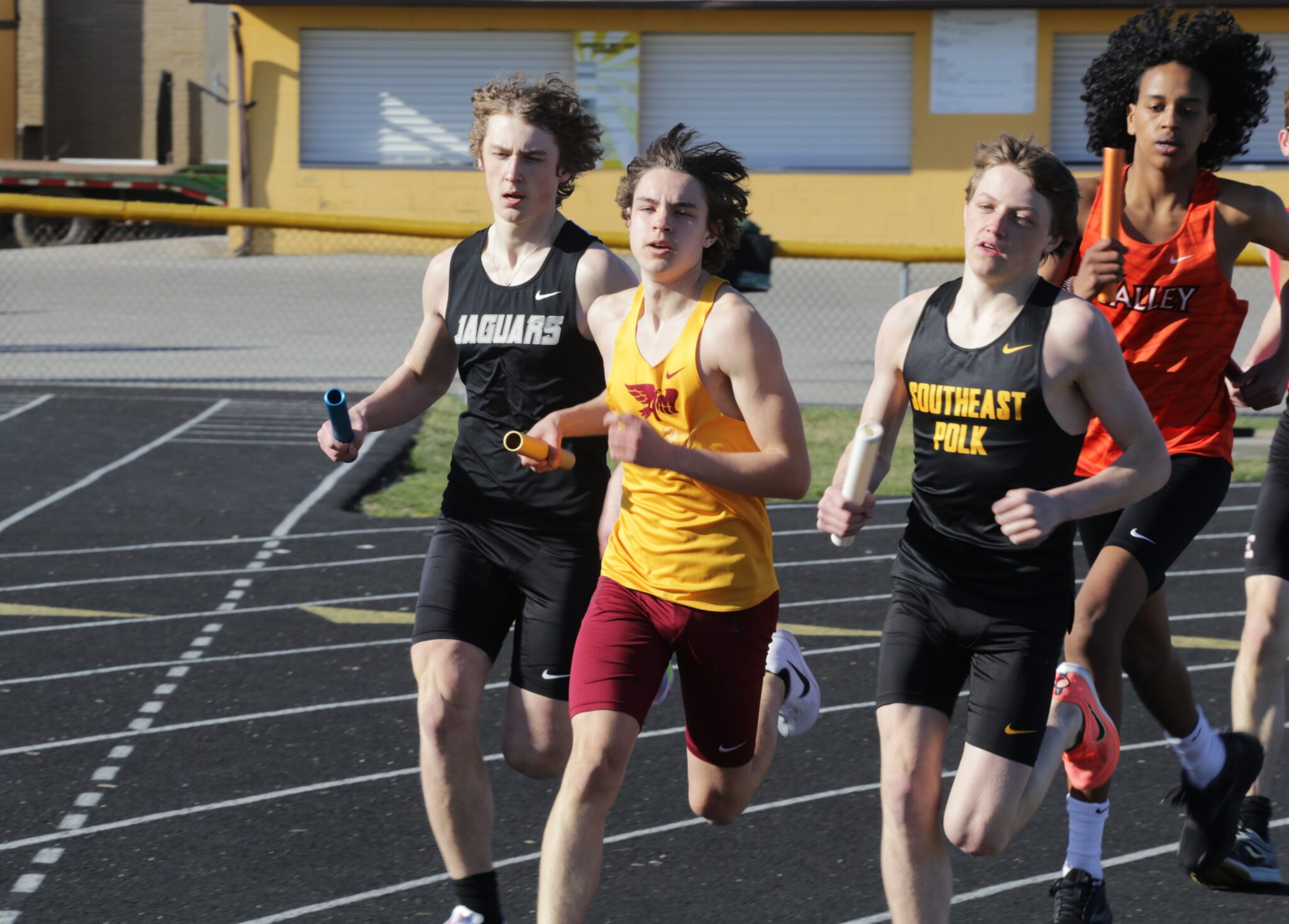 Hawks place 3rd at Ram Relays, finish 9 points ahead of Centennial boys