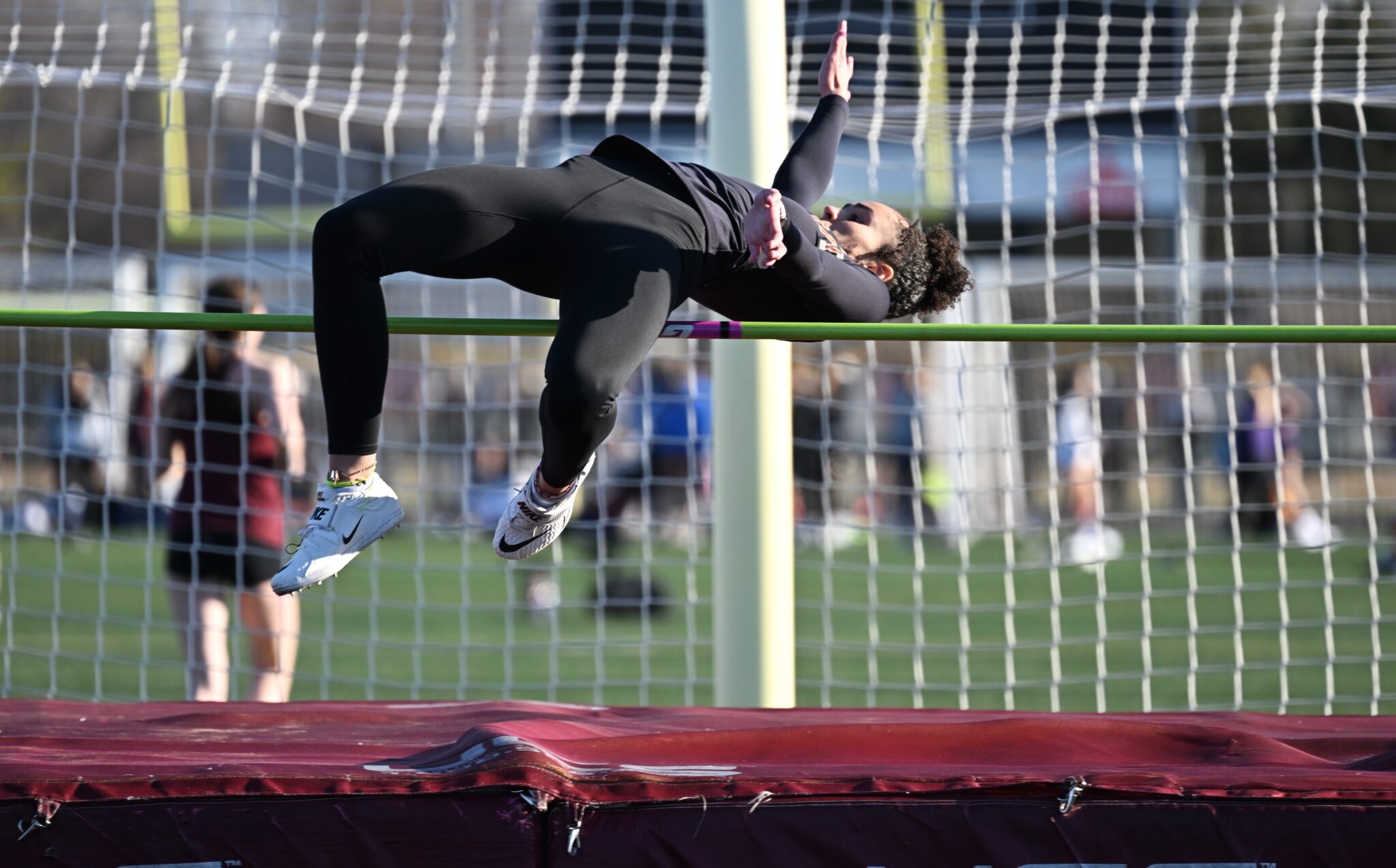 Hawkettes win 2 field events, place 2nd in team standings at Hi Covey ...