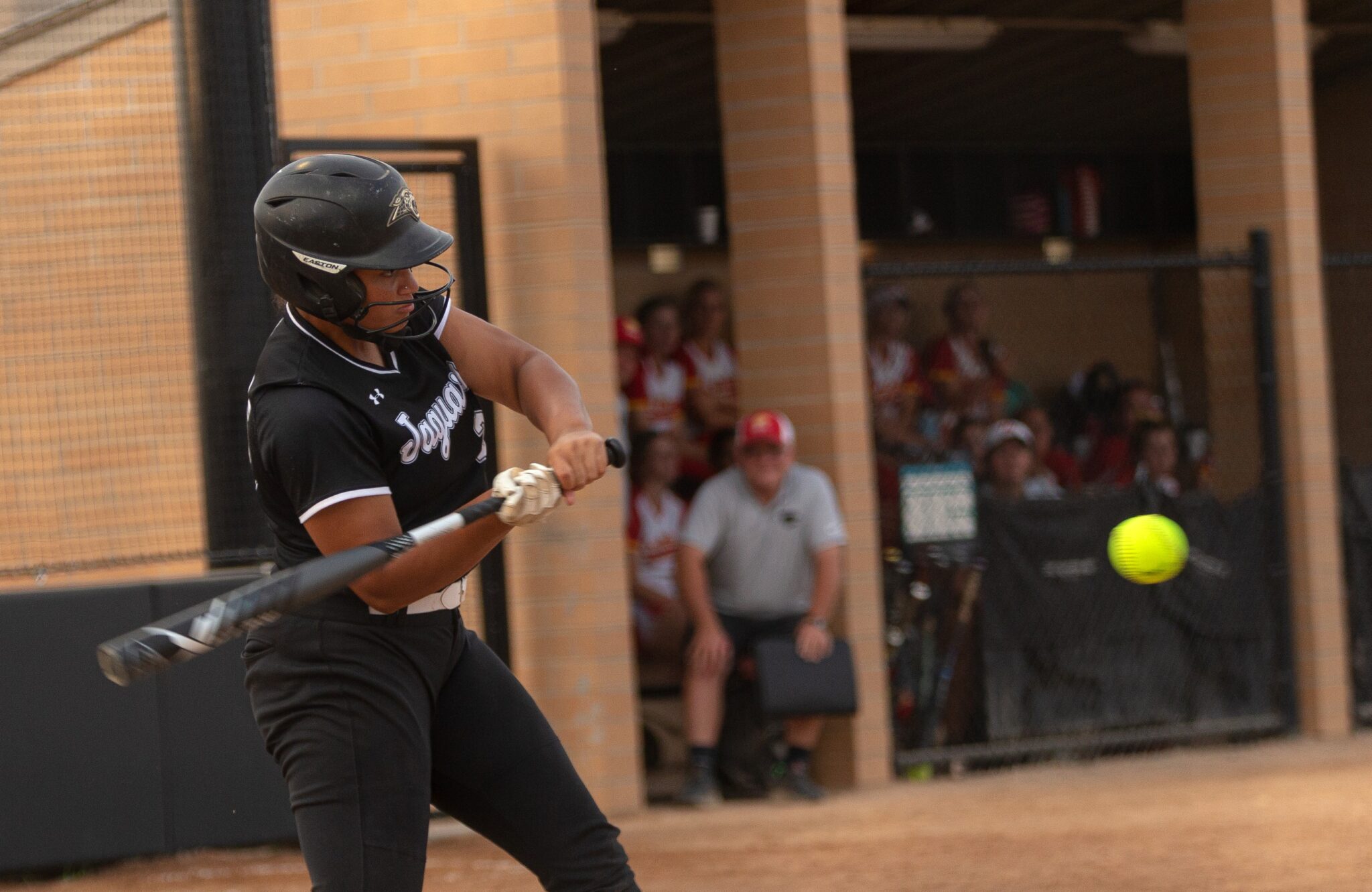 Kennedy hits her 9th home run, but Jaguars fall to Waukee NW in 9 innings