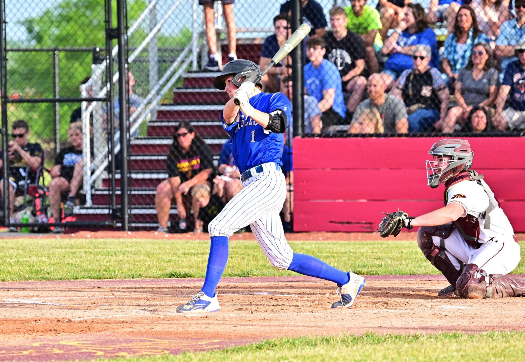 Mahoney, Christensen lead Eagles past Murray in Class 1A district ...