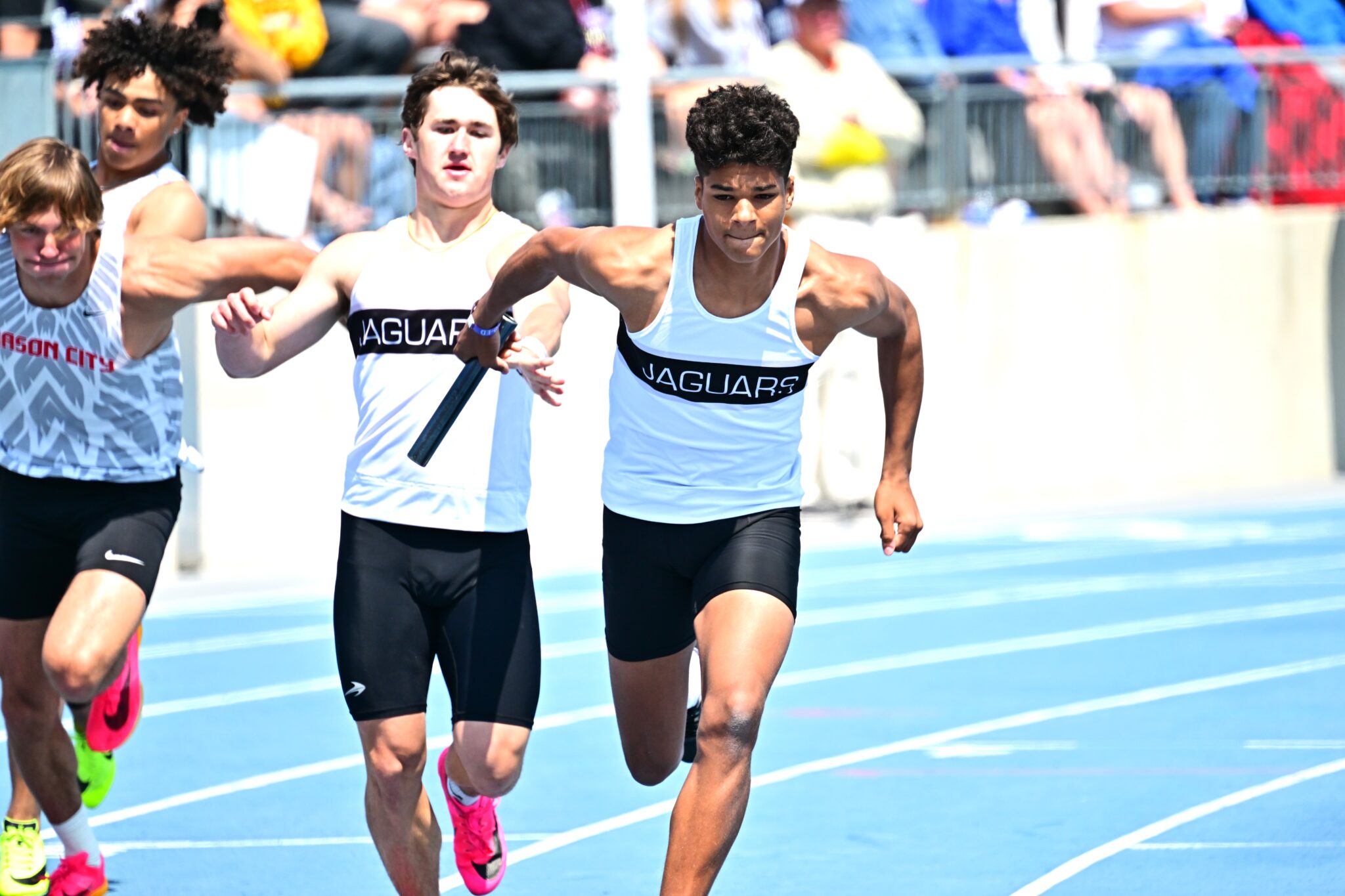 Centennial boys return 16 state qualifiers, led by deep group of sprinters