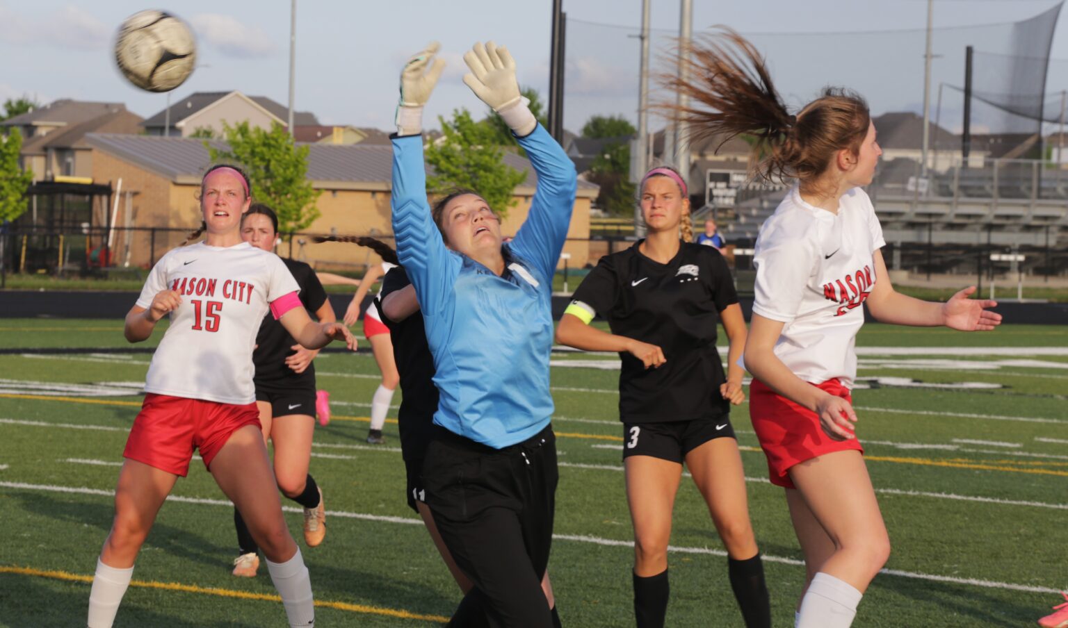 Jaguars take advantage of strong wind for 3-0 victory over No. 14 Mason ...