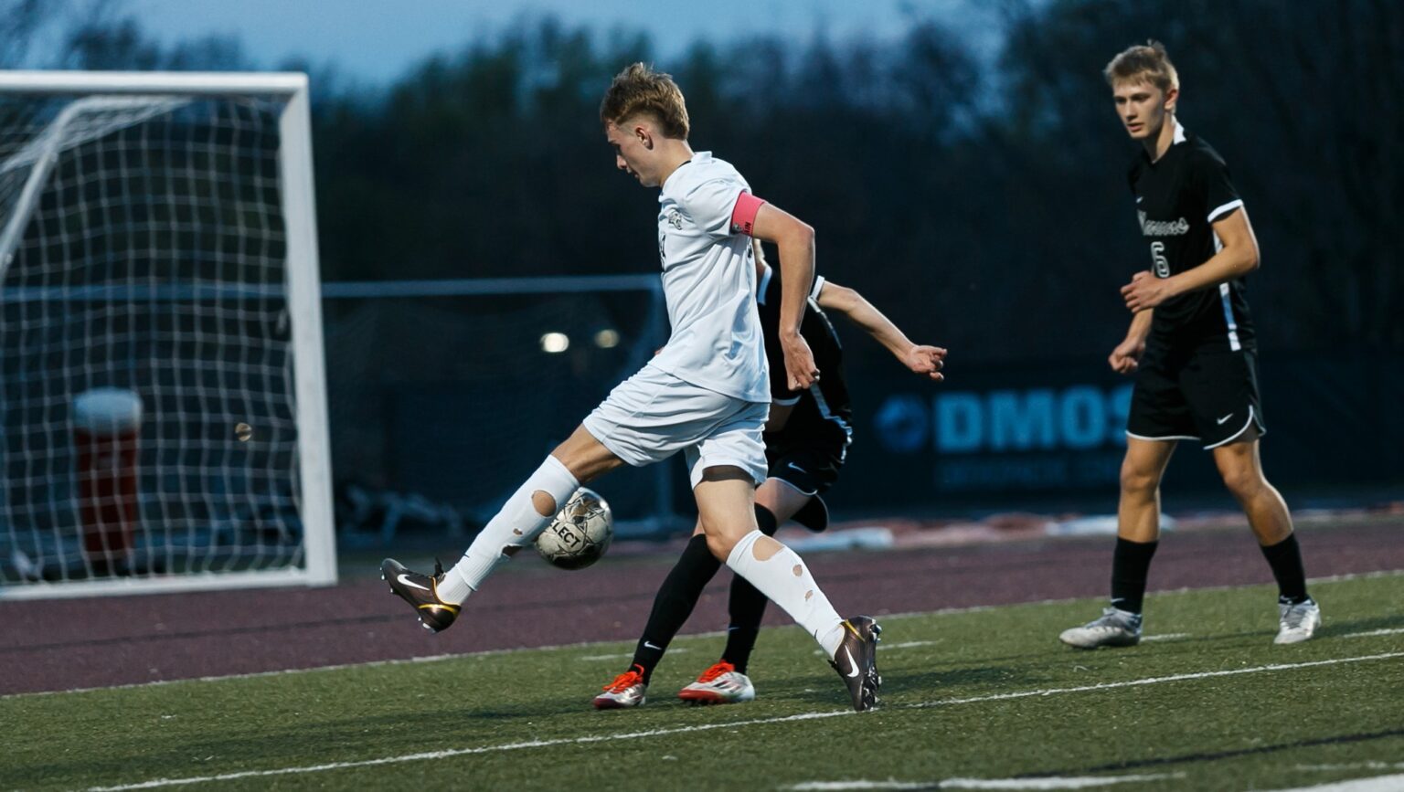 Benge earns all-state honors in Class 4A along with Duax, Gloviak, Wahlberg