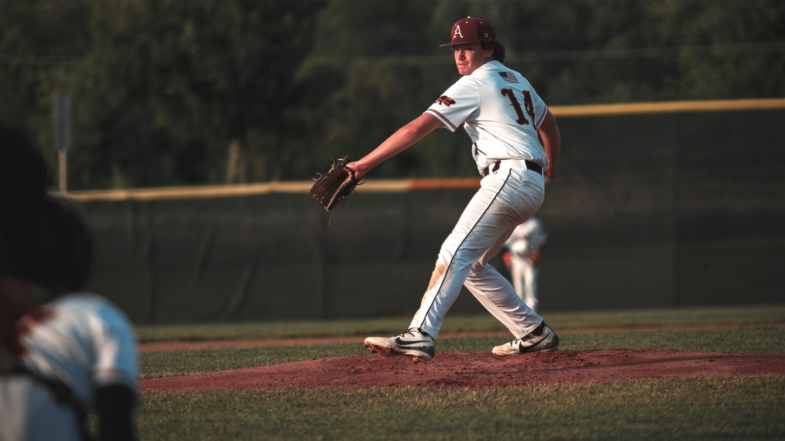 ‘Things just kind of snowballed on us’: Hawks tumble to Dowling in 5 ...