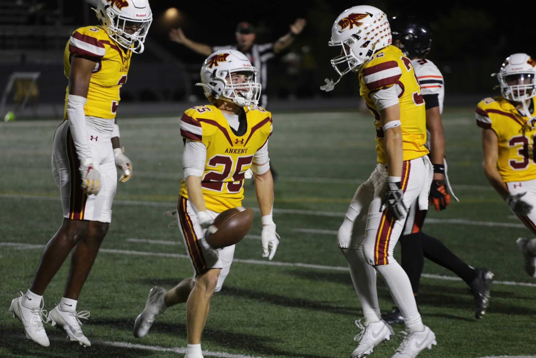 Hawks build 26-0 lead, then hold off S.C. East’s furious rally for ...