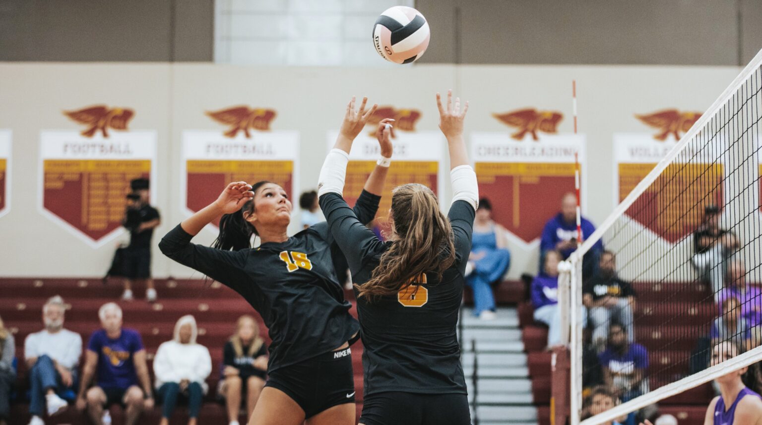 ‘We put it all on the court’: Hawkettes fall short in 5-set thriller vs ...