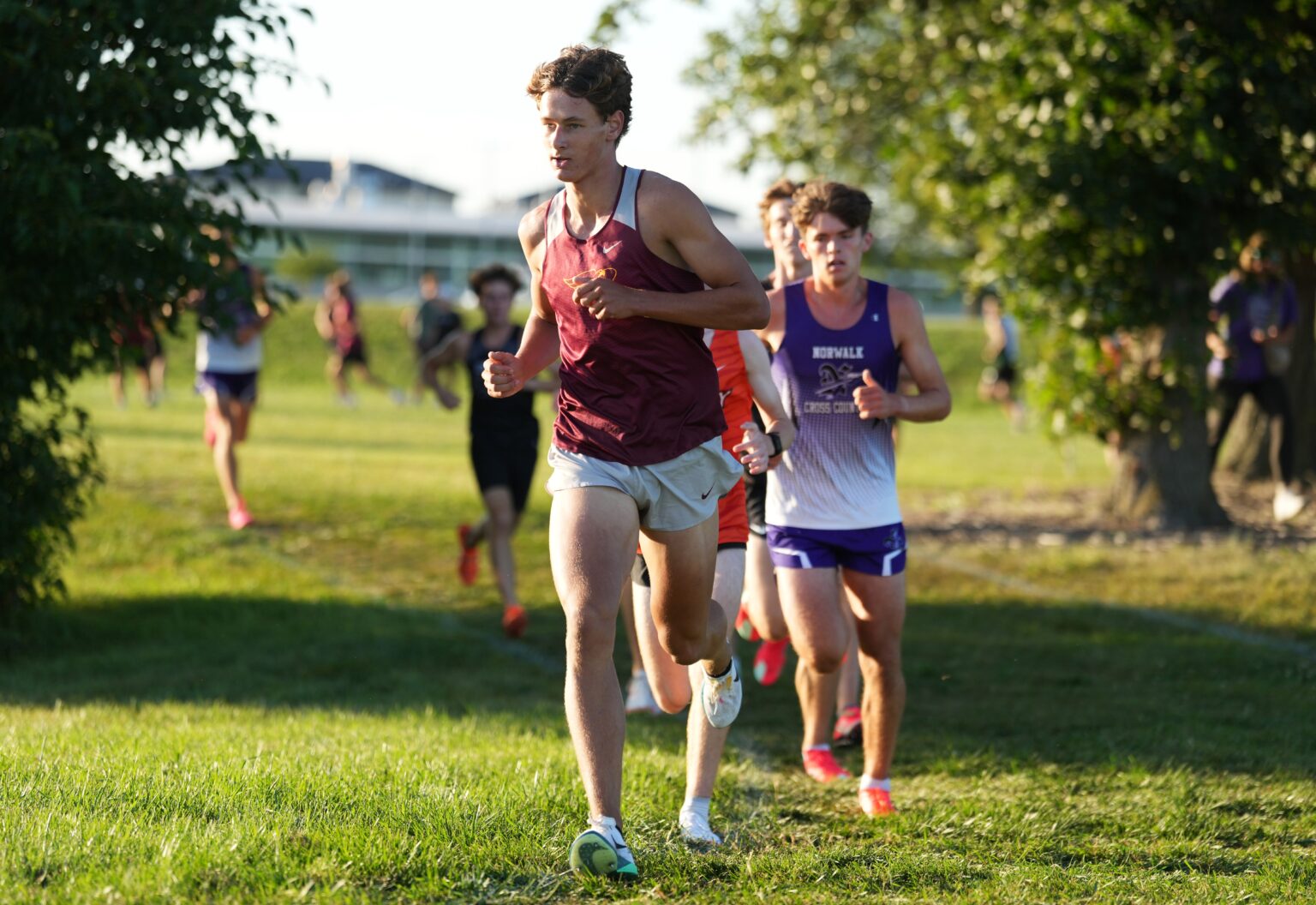 Smith returns to lineup, helps Hawks to 6th-place finish at Steve ...