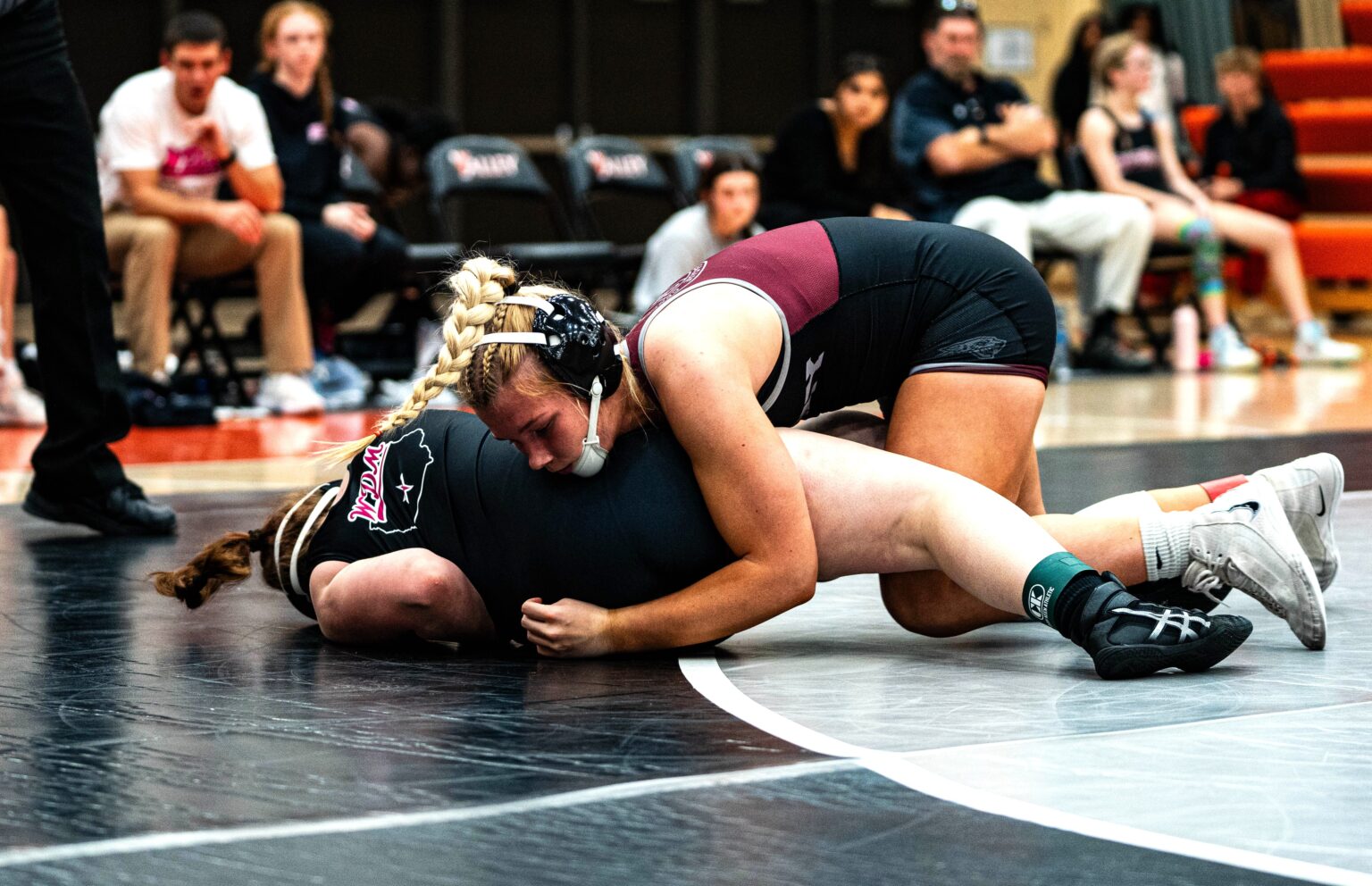 ‘What a stud’: Bratland outlasts two-time state champ, wins title at ...
