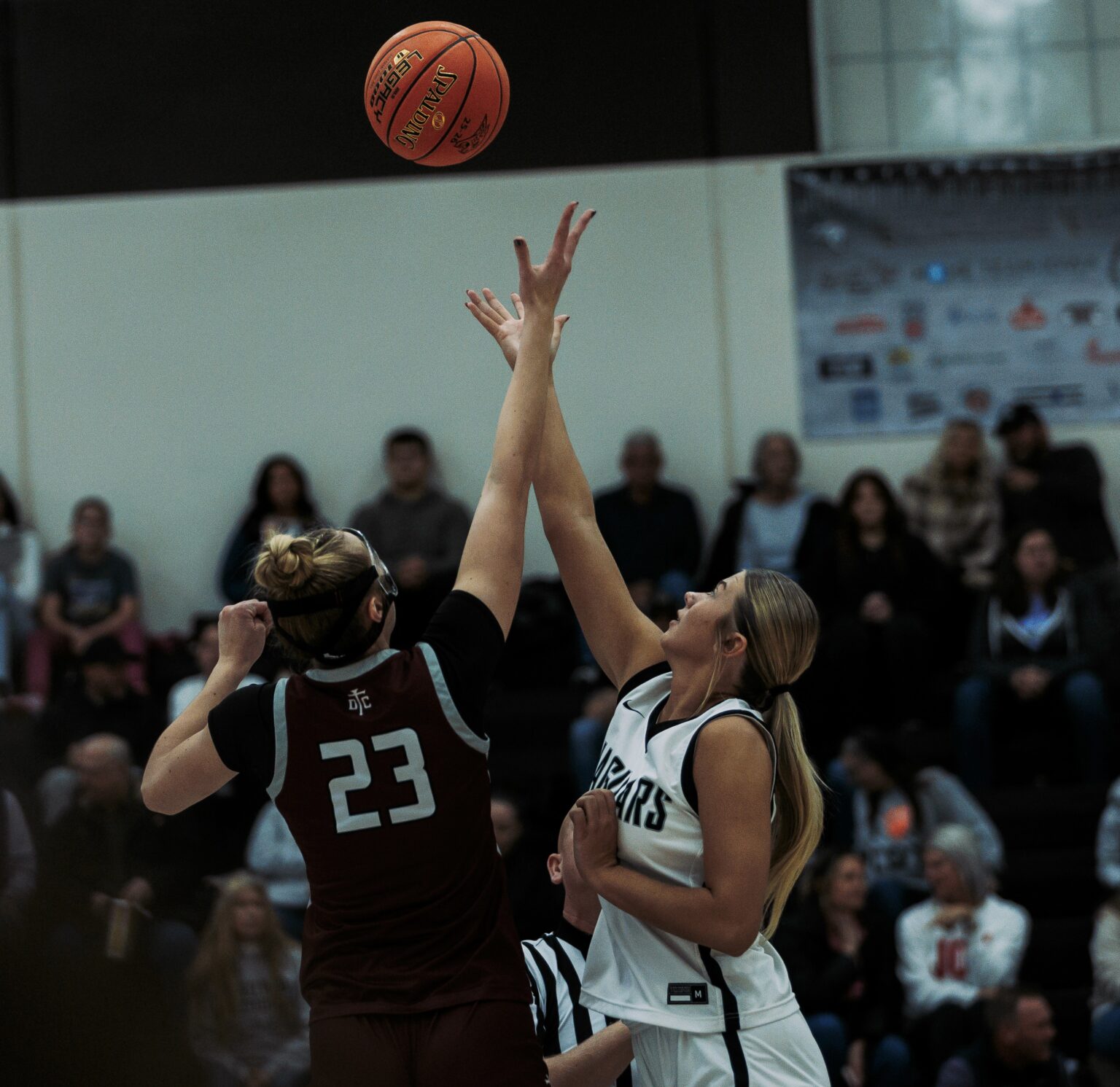 Boeding suffers scary fall during first half of Jaguars’ loss to No. 3 ...