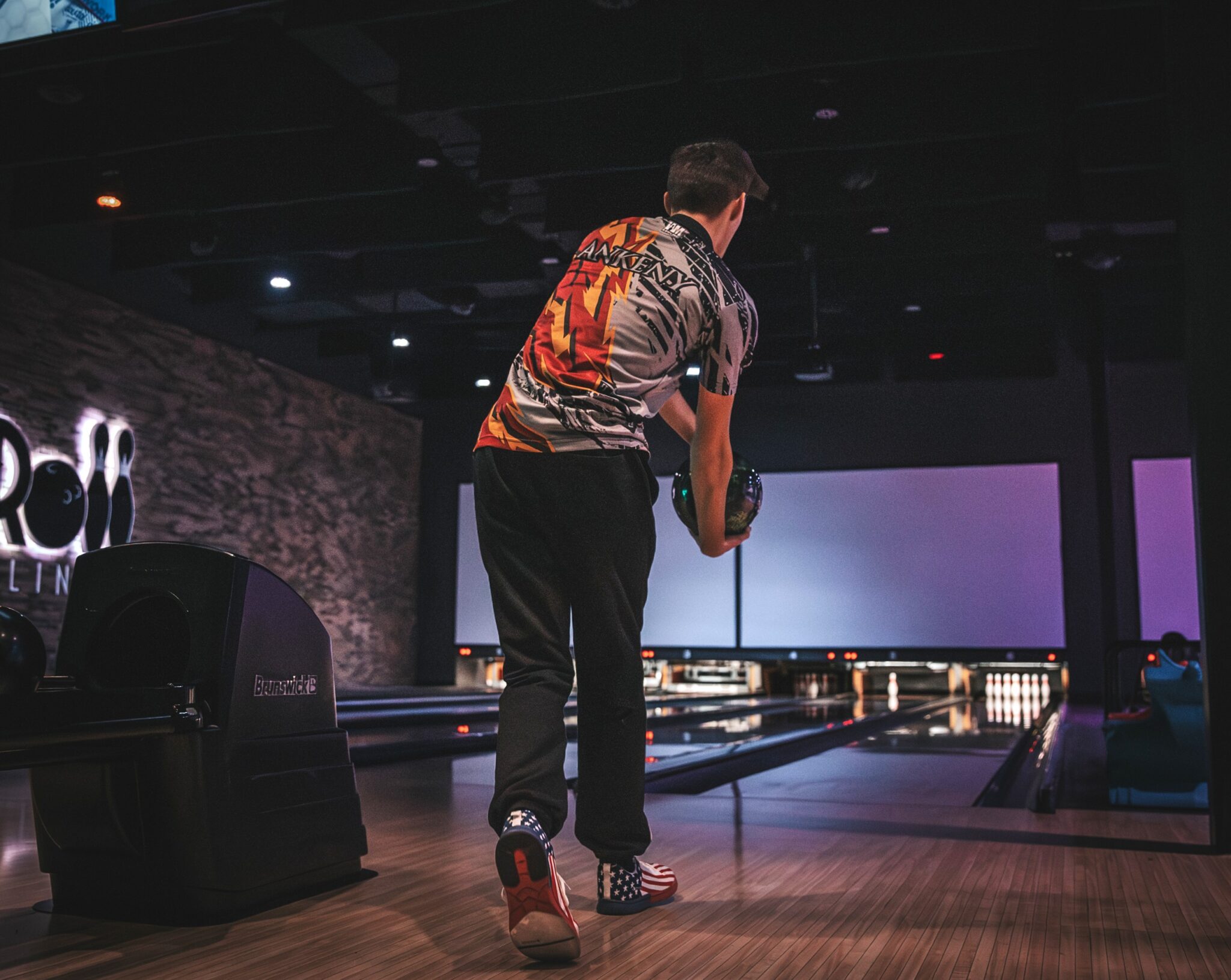 Dowling Catholic bowling teams sweep Ankeny squads in meet at Val Lanes