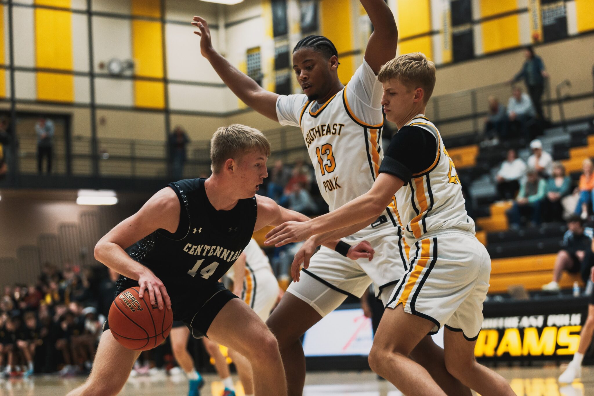 Runchey extends free-throw streak to 32, scores career-high 20 in win ...