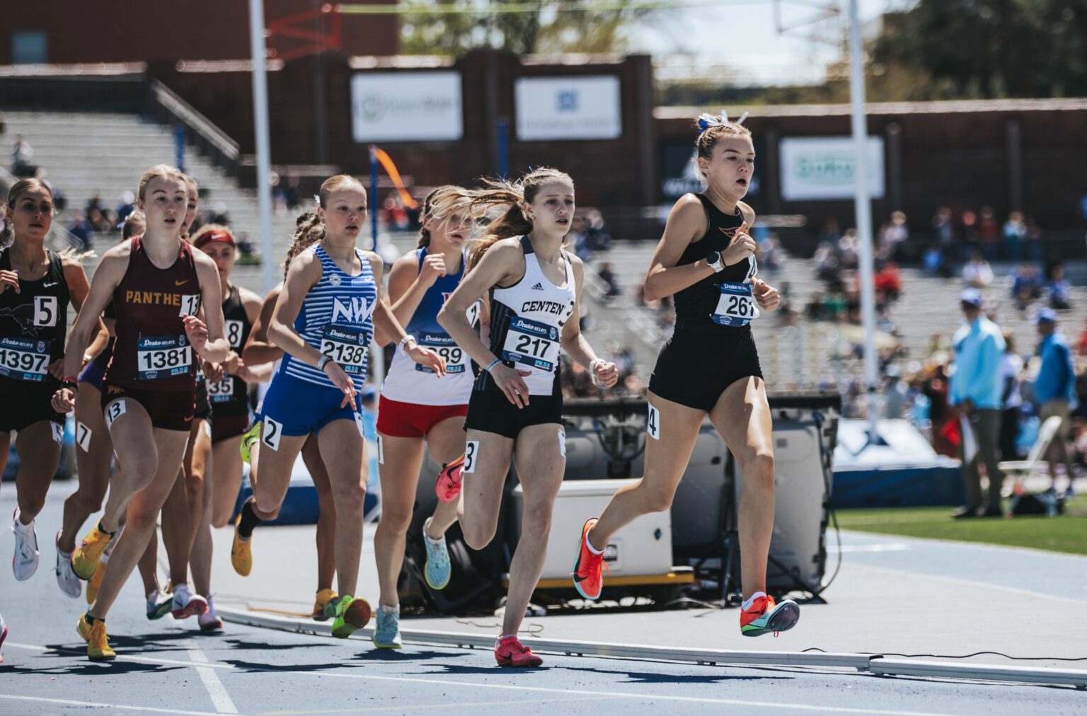 Madetzke outduels Flick to capture 800; Ankeny girls also win sprint ...
